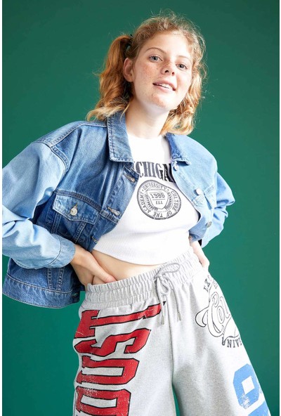 Defacto Coool Renk Bloklu Crop Jean Ceket V5020AZ21AU