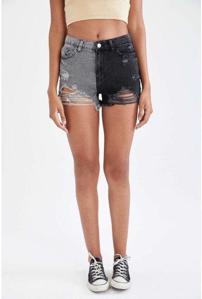 DeFacto Renk Bloklu Yüksek Bel Yırtık Detaylı Jean Mini Şort V1387AZ21HS