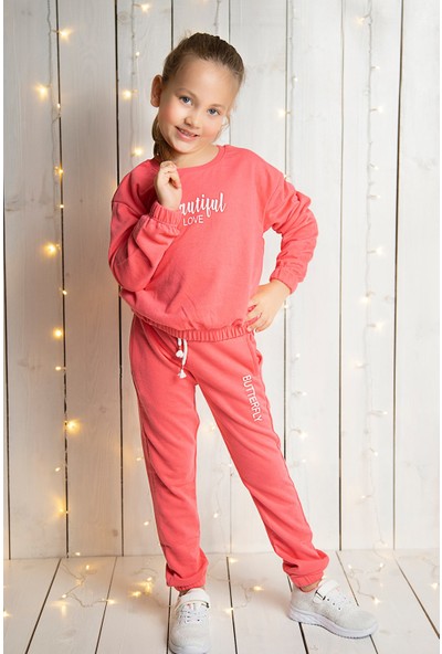 Minik Dolap Crop Kesim Pamuklu Eşofman Takım Minik Dolap Crop Kesim Pamuklu Eşofman Takım