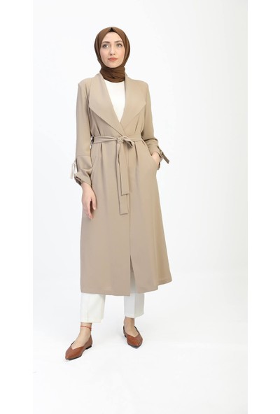 Kemal Aydın D Toka Detayli, Belden Bağlamali Tesettür Kap - T 40 Kemal Aydın D Toka Detayli, Belden Bağlamali Tesettür Kap - T 40