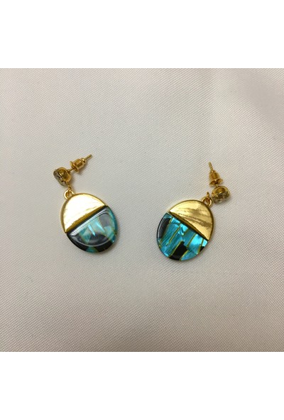 Esı Accessory Mavi Siyah Silindir Figür Detaylı Altın Kaplama Kadın Küpe Esı Accessory Mavi Siyah Silindir Figür Detaylı Altın Kaplama Kadın Küpe