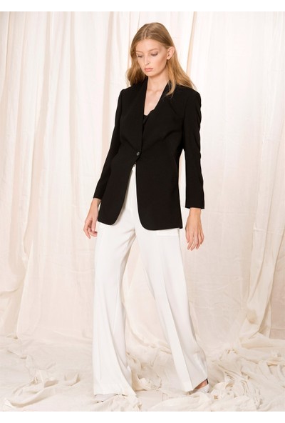 Birelin Tek Düğmeli Krep Ceket