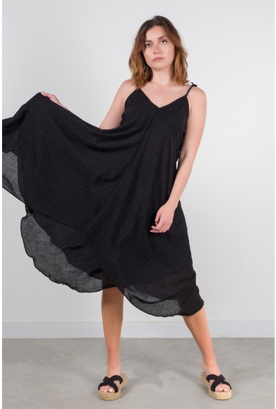 The Barine Minca Askılı Katlı Uzun Siyah Elbise