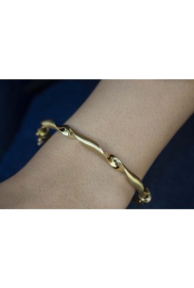 Özlem Kuyumculuk Kelepçeli Bileklik OZKLP00016G