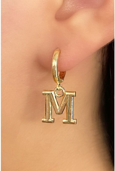 Takıştır Sallantılı M Harf Küpe