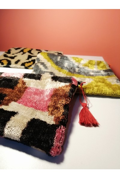 İpek Doku Makyaj Çantası ve Genel Kullanım Çantası İpek Doku Makyaj Çantası ve Genel Kullanım Çantası