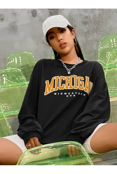 Twenty One Mad Girls Baskili Siyah Sweatshirt