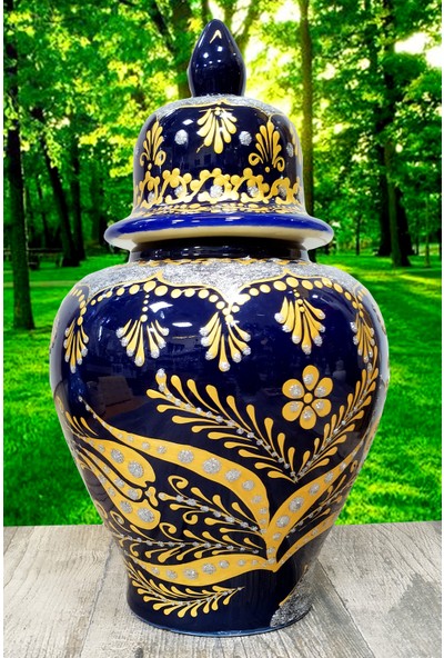 Otogar Çini El Yapımı 30 cm Çini Şah Küp Lacivert -Gold ve Gümüş Otogar Çini El Yapımı 30 cm Çini Şah Küp Lacivert -Gold ve Gümüş