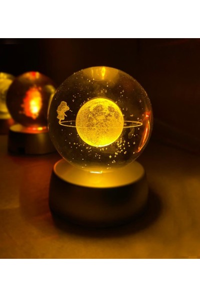 Orijinaldükkan Kristal Cam Küre LED Sarı Işıklı Satürn Kız Gece Lambası Orijinaldükkan Kristal Cam Küre LED Sarı Işıklı Satürn Kız Gece Lambası