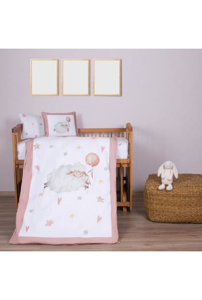 ARBA BABY Organik Tam Set Baskılı Pamuk Saten Bebek Nevresim Takımı - Pembe Kuzu Temalı ARBA BABY Organik Tam Set Baskılı Pamuk Saten Bebek Nevresim Takımı - Pembe Kuzu Temalı