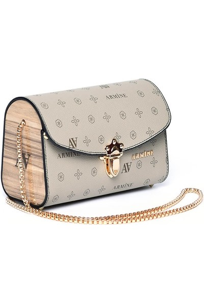 Armine Zincir Askılı Retro Baskılı Vizon Kadın Çanta Armine Zincir Askılı Retro Baskılı Vizon Kadın Çanta