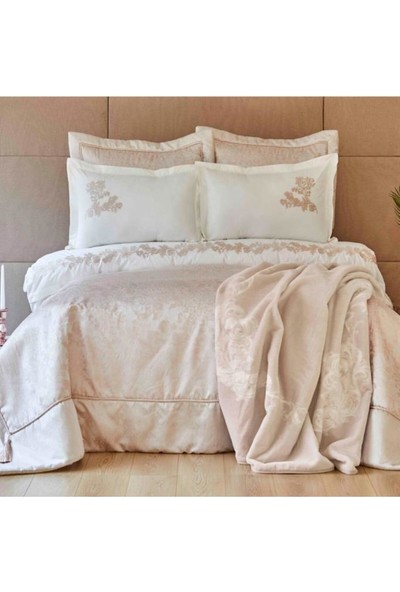 Karaca Home Jessica Rose Gold 10 Parça Çeyiz Seti Karaca Home Jessica Rose Gold 10 Parça Çeyiz Seti