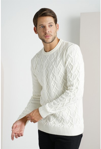 Tarz Cool Erkek Beyaz Sepet Örgü Bisiklet Yaka Triko KAZAK-TRZ1554R01S Tarz Cool Erkek Beyaz Sepet Örgü Bisiklet Yaka Triko KAZAK-TRZ1554R01S