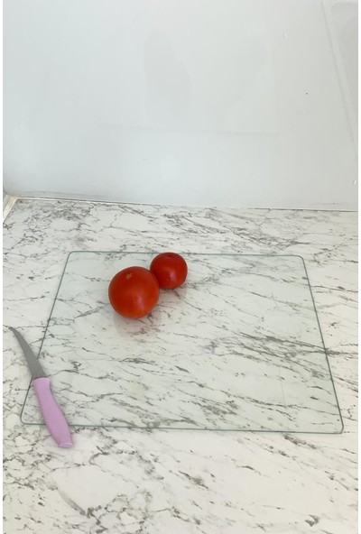Saban Saydam Cam Kesme Tahtası - Kesme Tablası 30 x 40 cm. Saban Saydam Cam Kesme Tahtası - Kesme Tablası 30 x 40 cm.