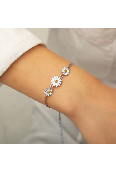 Papatya Silver 925 Ayar Gümüş Rodyum Kaplama Üç Papatya Süzme Kadın Bileklik