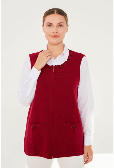 Desen Triko Kadın Yakası Işlemeli Fermuarlı Yün Yelek Vişne Çürüğü