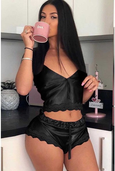 Merry See Saten Dantelli Şortlu Iç Çamaşır Takımı Siyah