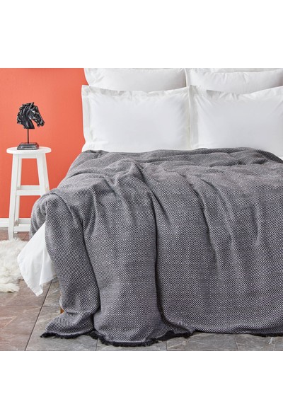 Karaca Home Liora Siyah Çift Kişilik Dört Mevsim Örtü Karaca Home Liora Siyah Çift Kişilik Dört Mevsim Örtü