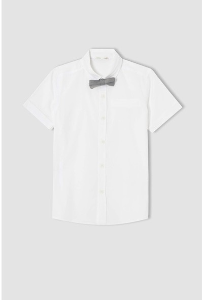 DeFacto Erkek Çocuk Papyonlu Yılbaşı Temalı Pamuklu Kısa Kollu Gömlek K8340A621SM