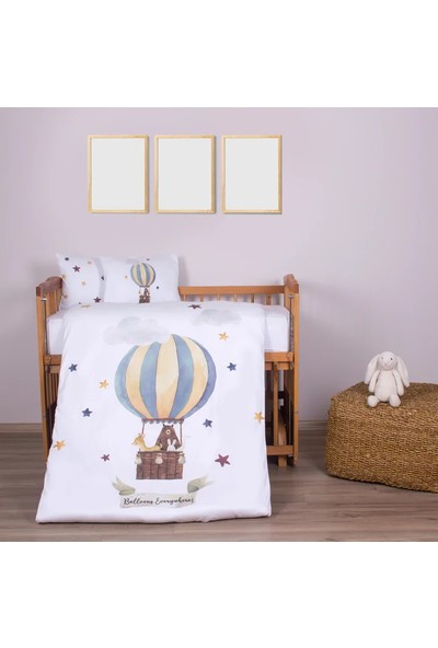 ARBA BABY Organik Baskılı Pamuk Saten Bebek Nevresim Takımı - Ayıcık, Uçan Balon ve Yıldız Temalı ARBA BABY Organik Baskılı Pamuk Saten Bebek Nevresim Takımı - Ayıcık, Uçan Balon ve Yıldız Temalı
