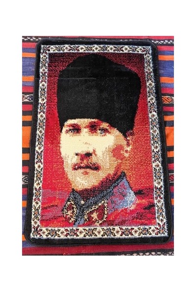 Seran Design Trade Atatürk Motifli Duvar ve Makam Halısı. Seran Design Trade Atatürk Motifli Duvar ve Makam Halısı.
