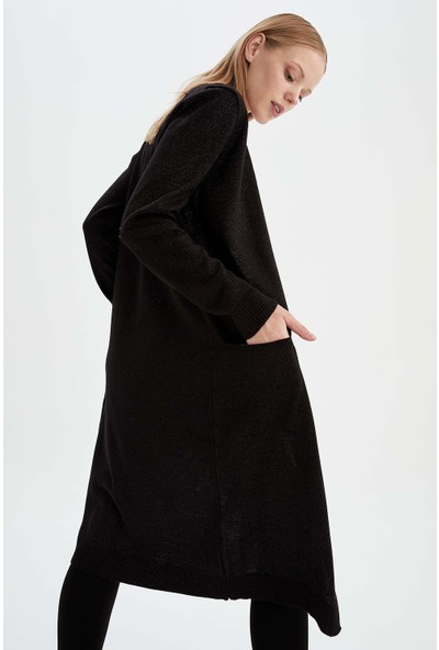 DeFacto Simli Cep Detaylı Uzun Basic Triko Hırka L7345Az21Wn DeFacto Simli Cep Detaylı Uzun Basic Triko Hırka L7345Az21Wn