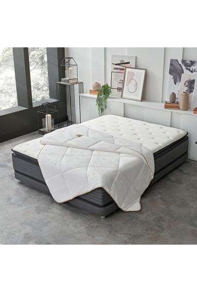 Yataş Bedding DACRON® CLIMARELLE® Yorgan 150 Gr. (Tek Kişilik - 155x215 cm) Yataş Bedding DACRON® CLIMARELLE® Yorgan 150 Gr. (Tek Kişilik - 155x215 cm)