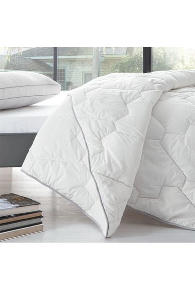 Yataş Bedding Tesla Yorgan Çift Kişilik 195 x 215 cm Yataş Bedding Tesla Yorgan Çift Kişilik 195 x 215 cm