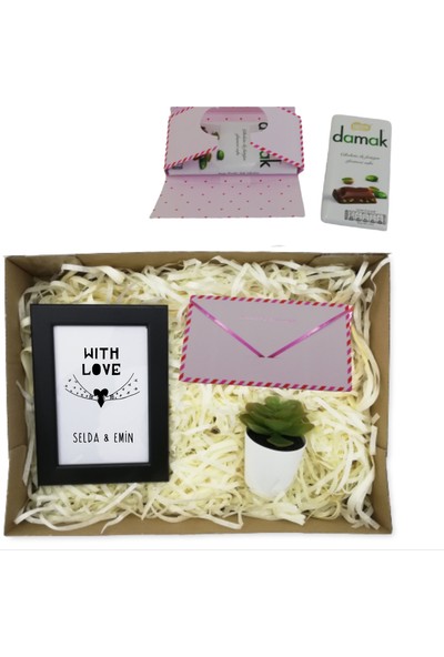 E-Hediyeci Kişiye Özel With Love Temalı Çerçeve, Mektup Çikolata ve Yapay Sukulent Seti E-Hediyeci Kişiye Özel With Love Temalı Çerçeve, Mektup Çikolata ve Yapay Sukulent Seti