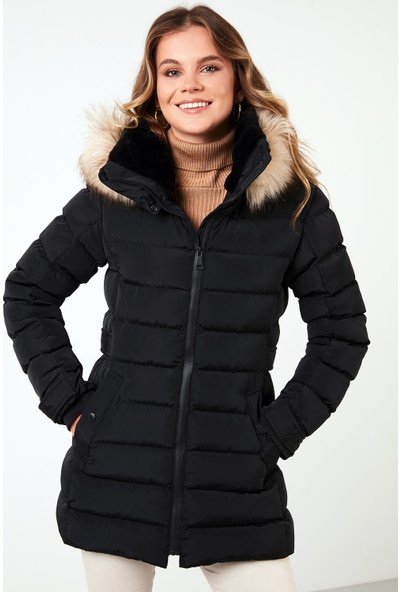 Lela Yakası Suni Kürklü Çıkarılabilir Kapüşonlu Şişme Kaban Kadın Kaban 497Yasmın21