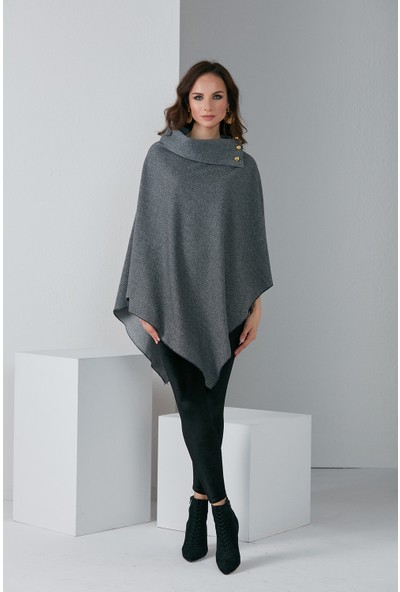 Dark Lavish Kadın Gri Düğme Detaylı Panço Dark Lavish Kadın Gri Düğme Detaylı Panço