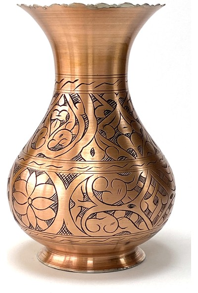 DG Bakırcılık El İşlemeli Ağır Desenli Vazo 24 Cm DG Bakırcılık El İşlemeli Ağır Desenli Vazo 24 Cm