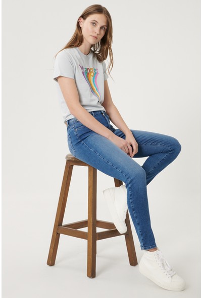 Wrangler High Rise Skinny Fit Denim Esnek Yüksek Bel Jean Kot Pantolon Wrangler High Rise Skinny Fit Denim Esnek Yüksek Bel Jean Kot Pantolon