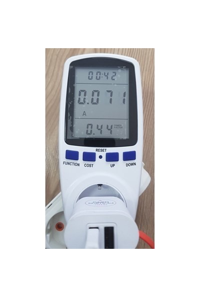 Agt Wattmetre Priz Tipi Enerji Tüketim Ölçer Agt Wattmetre Priz Tipi Enerji Tüketim Ölçer