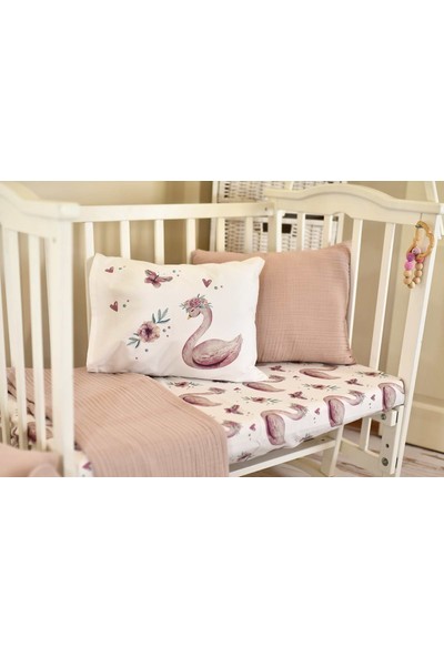 Cuckoo Kuğu Desen Nevresim Takımı Cuckoo Kuğu Desen Nevresim Takımı