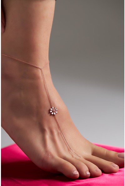 Ninova Silver Ninova Papatya Model Mineli Rose Kaplama Gümüş Ayak Şahmeranı Ninova Silver Ninova Papatya Model Mineli Rose Kaplama Gümüş Ayak Şahmeranı