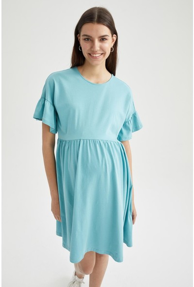 Defacto Oversize Fit Volan Detaylı Kısa Kollu Yazlık Hamile Elbisesi U6498AZ21SP Defacto Oversize Fit Volan Detaylı Kısa Kollu Yazlık Hamile Elbisesi U6498AZ21SP