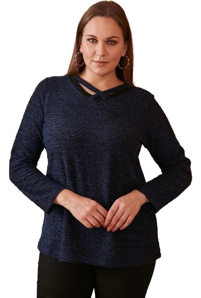 Günay Fierte Kadın Büyük Beden Bluz RG4398 V Yaka Çapraz Detay Uzun Kol Triko Lacivert Günay Fierte Kadın Büyük Beden Bluz RG4398 V Yaka Çapraz Detay Uzun Kol Triko Lacivert