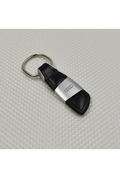 Pelitoto Audi Deri Anahtarlık Aksesuar