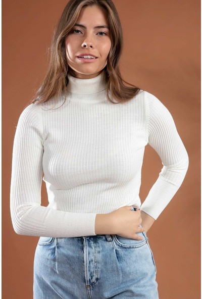 Kasheha Kadın Beyaz Balıkçı Yaka Fitilli Triko Kazak - KAD3325266