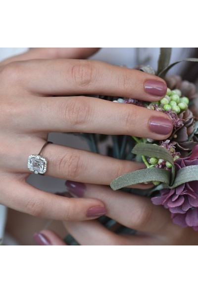 Goza Jewellery Italy Baget Beyaz Altın Yüzük