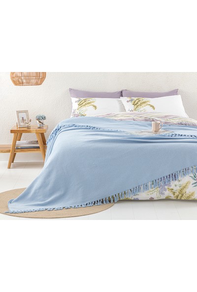 English Home Crimped Dokuma Çift Kişilik Yatak Örtüsü 240X260 cm Bebe Mavi English Home Crimped Dokuma Çift Kişilik Yatak Örtüsü 240X260 cm Bebe Mavi