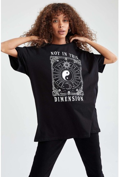 DeFacto Mistik Baskılı Oversize Fit Kısa Kollu Tişört W2113AZ21HS