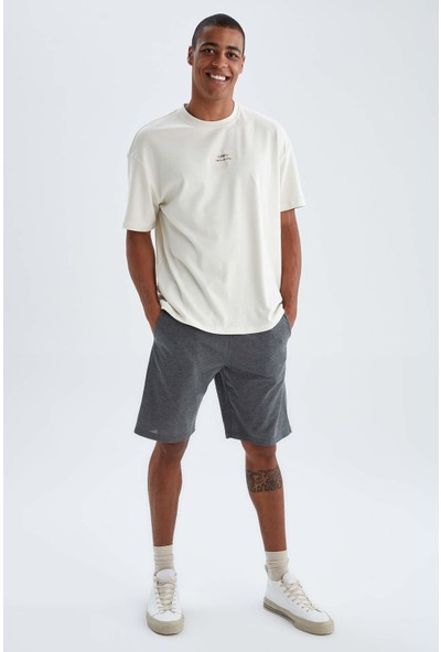 DeFacto Regular Fit Beli Bağcıklı Basic Şort W2512AZ21SM DeFacto Regular Fit Beli Bağcıklı Basic Şort W2512AZ21SM