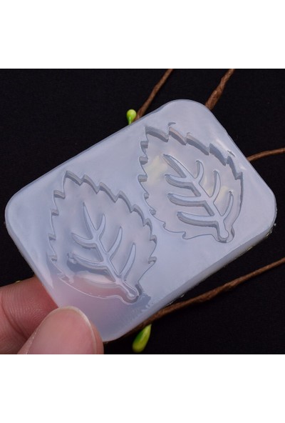 Rich Epoksi Silikon Kalıp - Küçük Yaprak 5X4CM (162) Rich Epoksi Silikon Kalıp - Küçük Yaprak 5X4CM (162)