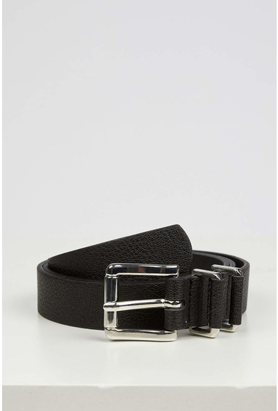 DeFacto Kadın Dikdörtgen Toka Suni Deri Kemer W3300Azns DeFacto Kadın Dikdörtgen Toka Suni Deri Kemer W3300Azns