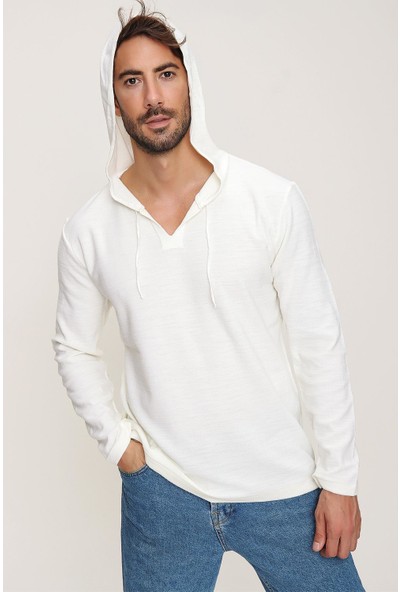 Chuba Erkek Ekru Raymond Kapüşonlu Uzun Kol Ince Triko Kazak 22W302 Chuba Erkek Ekru Raymond Kapüşonlu Uzun Kol Ince Triko Kazak 22W302