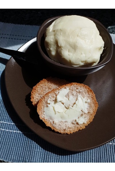 Little Sister's Farm Doğal Yayık Tereyağı 1 kg Little Sister's Farm Doğal Yayık Tereyağı 1 kg