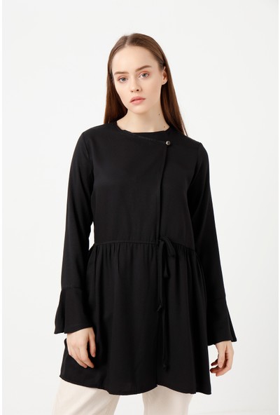 Yoncaekspres Büyük Beden Kolları Volanlı Anvelop Tunik 3260B Siyah Yoncaekspres Büyük Beden Kolları Volanlı Anvelop Tunik 3260B Siyah