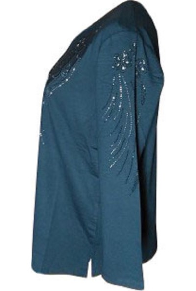 Kehila Sol Kolu ve Önü Nakışlı Zımpara Taşlı Petrol Likralı Penye Bluz Kehila Sol Kolu ve Önü Nakışlı Zımpara Taşlı Petrol Likralı Penye Bluz